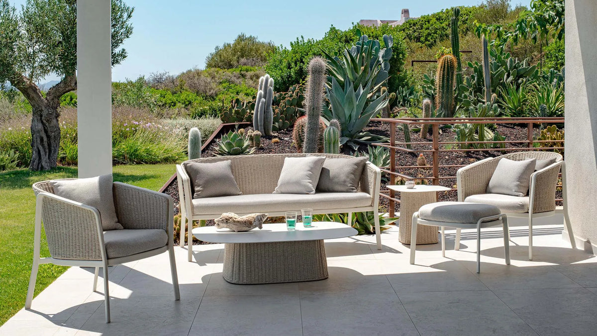 CAROUSEL CENTER TABLE – Design Story