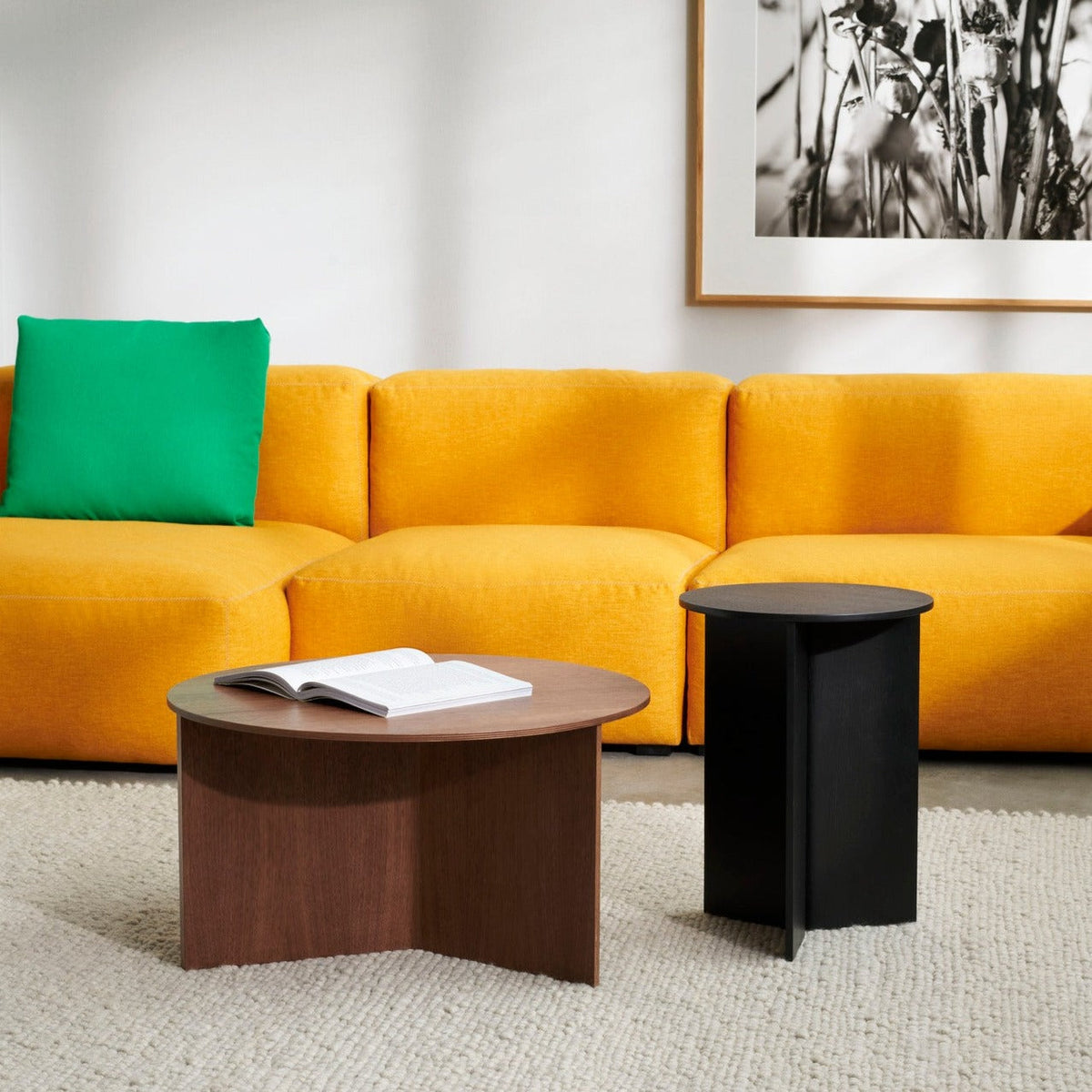 Slit Table Wood Round XL – Design Story